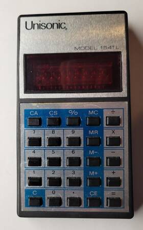 1541L UNISONIC Pocket Calculator Chipped Corner
